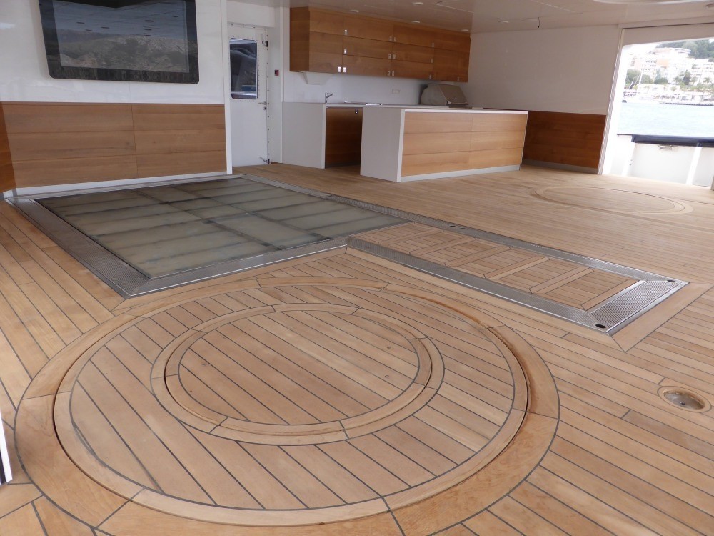 Yacht ARCTIC P, Schichau-Unterweser | CHARTERWORLD Luxury Superyacht ...